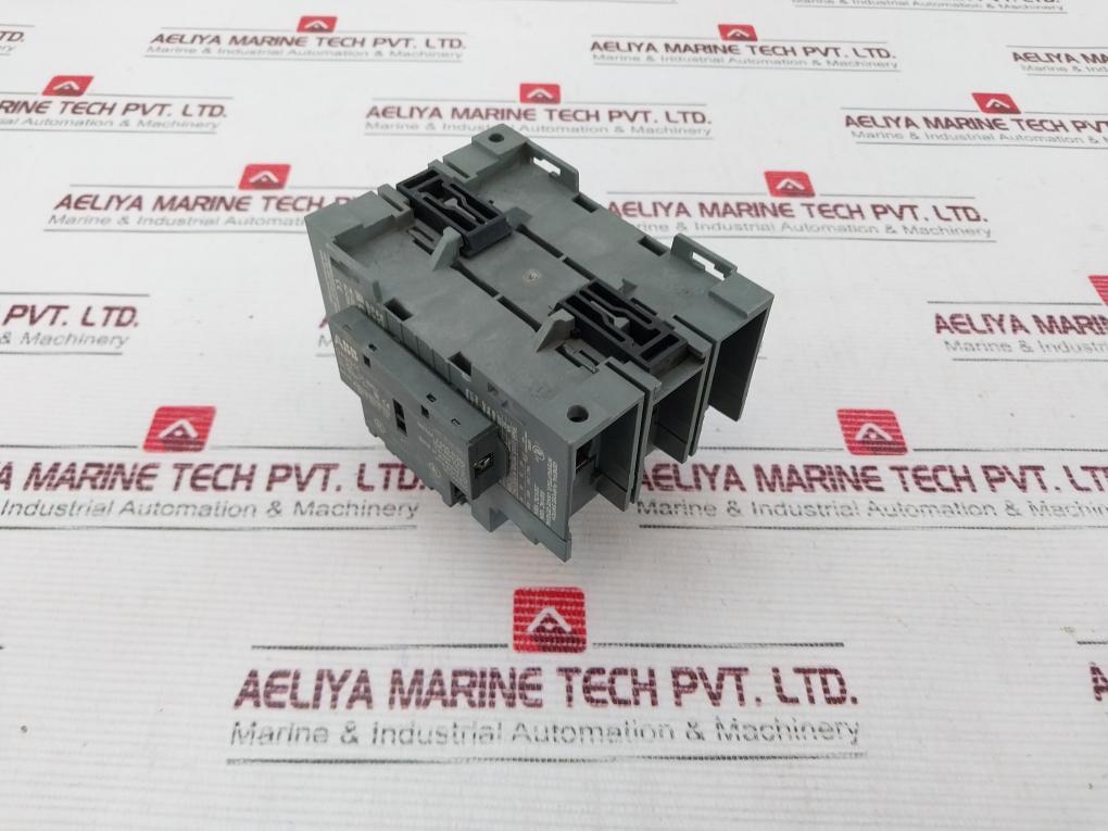 Abb Ot100F3 Switch-disconnector – Aeliya Marine