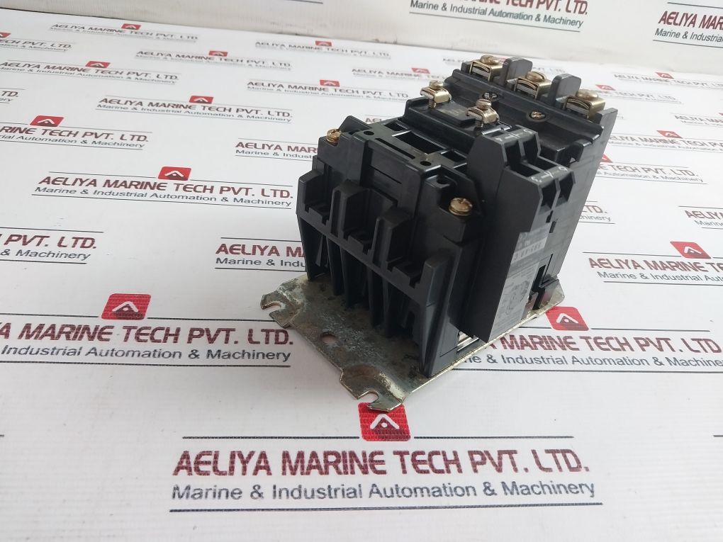 Allen-bradley 595-ab Auxiliary Contact Block 600Vac 24V – Aeliya Marine