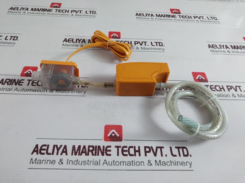 Aspen Mini Orange Mini-split Condensate Pump 230V 3A – Aeliya Marine