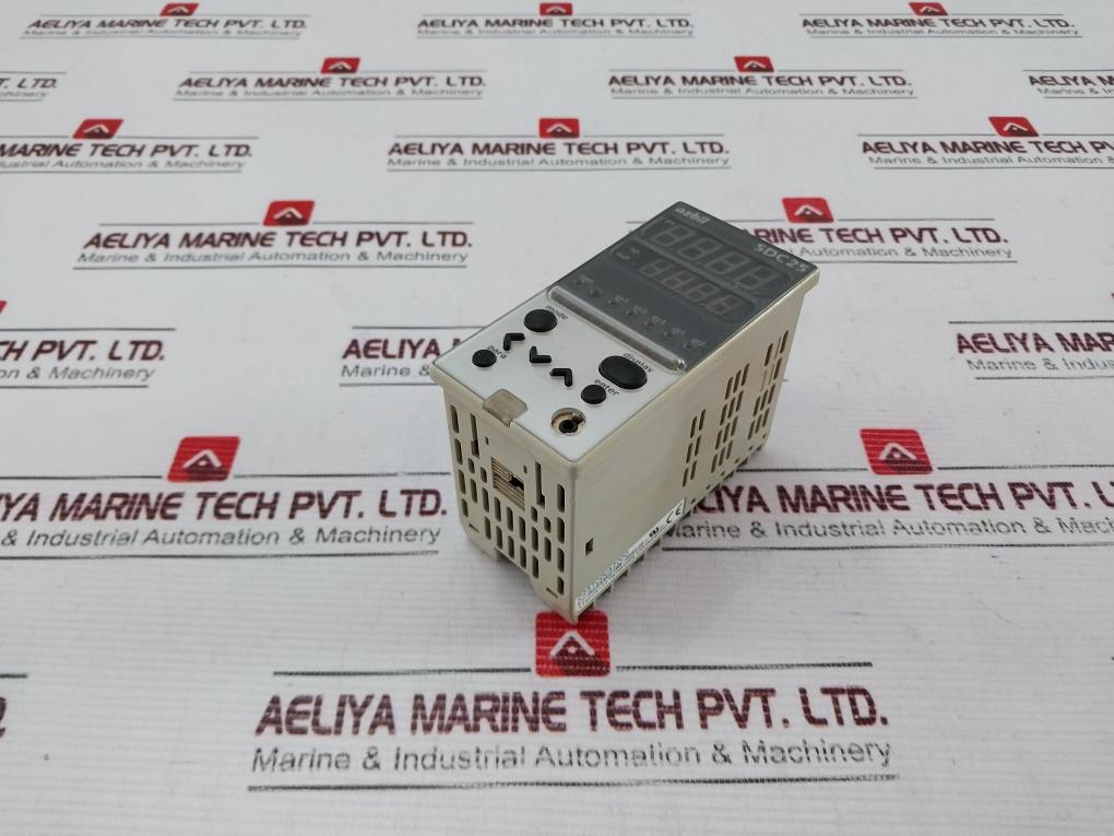 Azbil Sdc25 Temperature Controller 0-20Ma 50/60Hz – Aeliya Marine