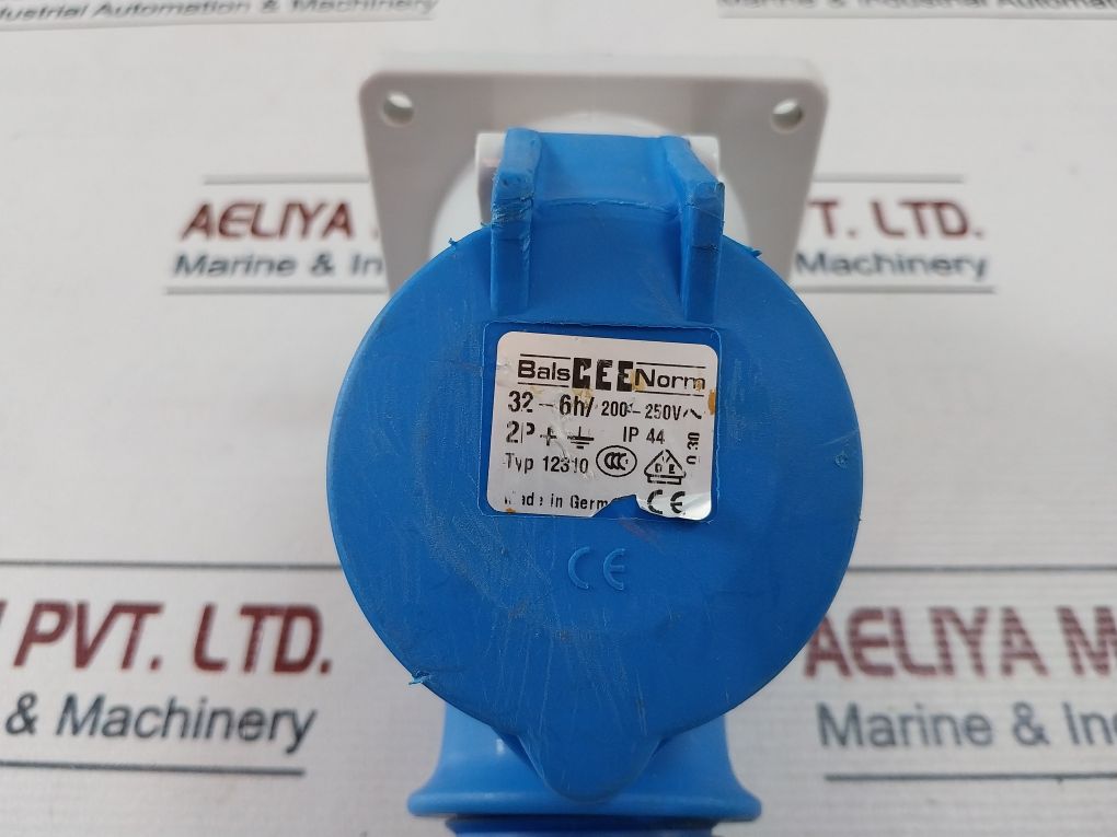 Bals Cee Norm 32-6H/200-250V~ 12310 Connector 500V – Aeliya Marine