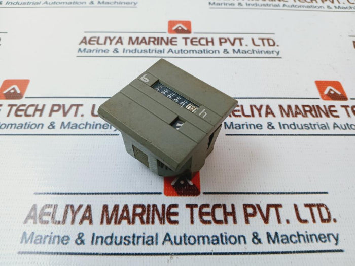 Bauser 440V Hour Meter 60Hz – Aeliya Marine
