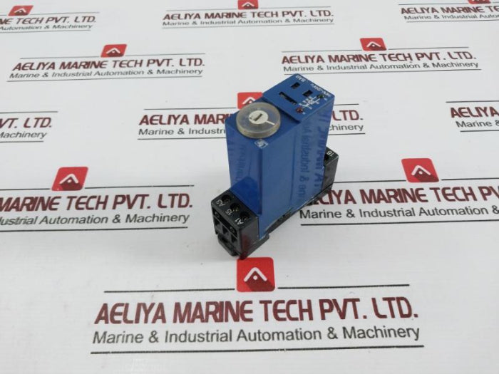 Bch Electric Bar Electronic Timer 240Vac/24Vdc – Aeliya Marine