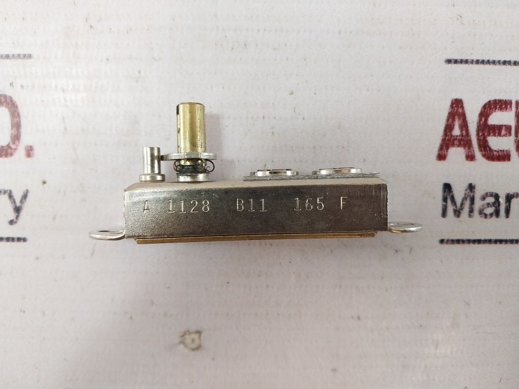 Bilbee Controls B-200 Thermostat – Aeliya Marine