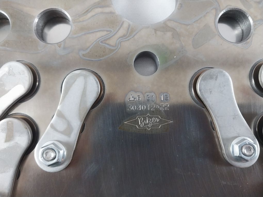 Bitzer 304051-03 Valve Plate Kit - Durable AFM 34 Material – Aeliya Marine