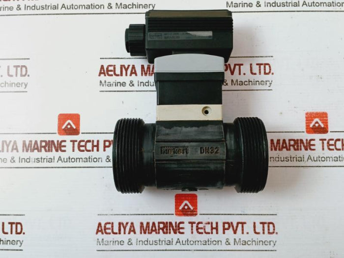 Burkert 00423914 Solenoid Valve W/ Flow S030 Pvdf Wheel 00550148 12..2 ...