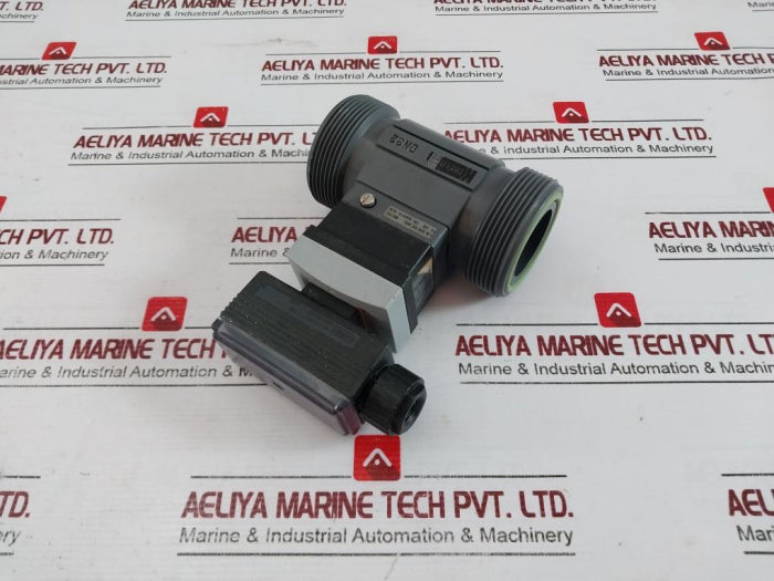 Burkert S030 Paddle Wheel With Solenoid Flow Sensor Pvc D40 Fkm Se30/8 ...