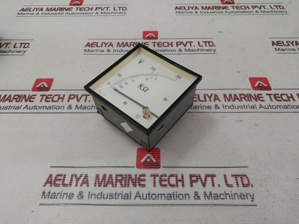 Celsa 0-300V Voltmeter – Aeliya Marine