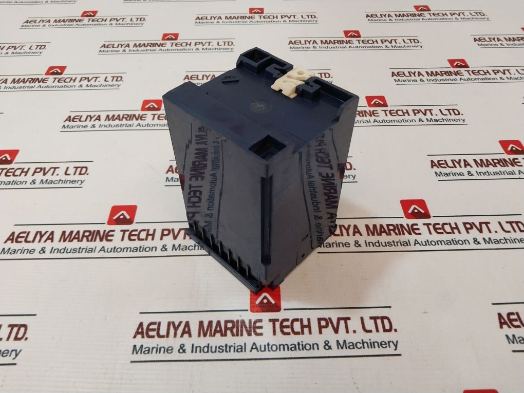 Cewe Instrument Df04 Transducer 230V 55-65Hz – Aeliya Marine