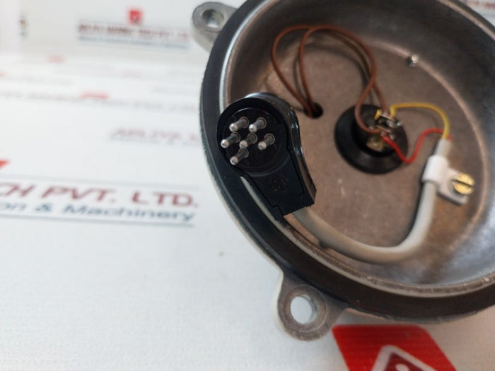 Chemetron Fire Systems 502 Heat Detector – Aeliya Marine