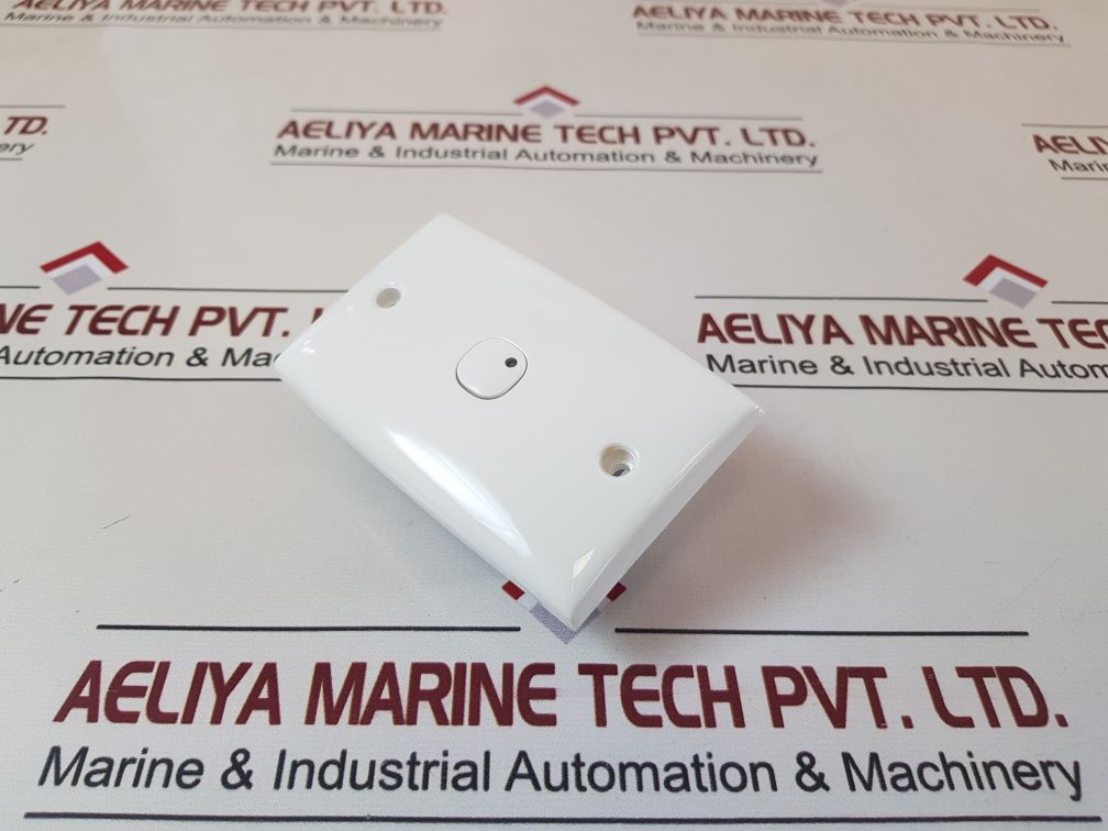 Clipsal 31Vetr3 Time Delay Switch 0-15 Hours, 250V Ac 10A – Aeliya Marine