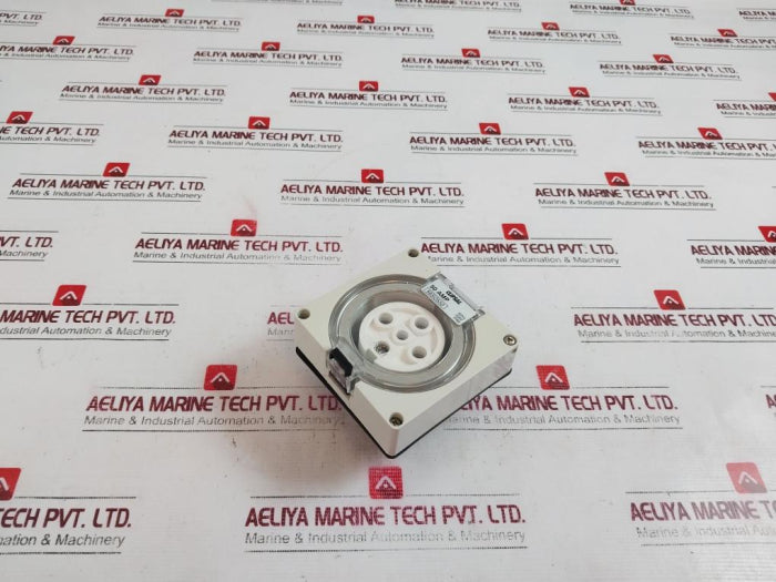 Clipsal 56So550Le Three Phase Socket Outlet 56 Series 50A 500Vac 50Hz ...