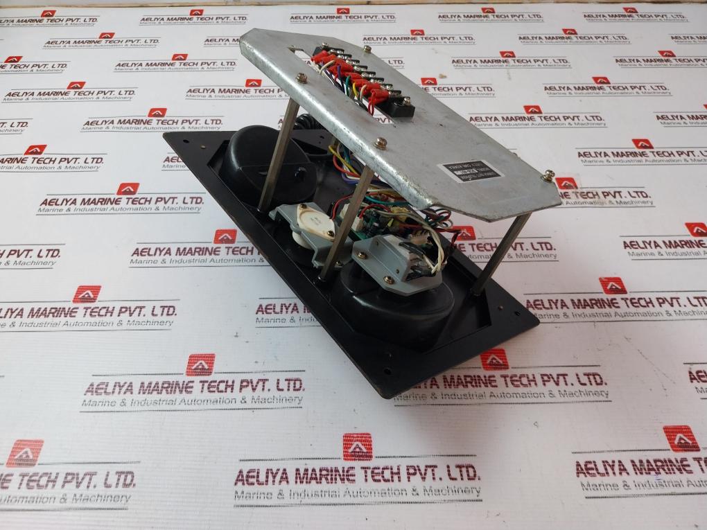 Cmr Scb-401 Common Batt Telephone – Aeliya Marine