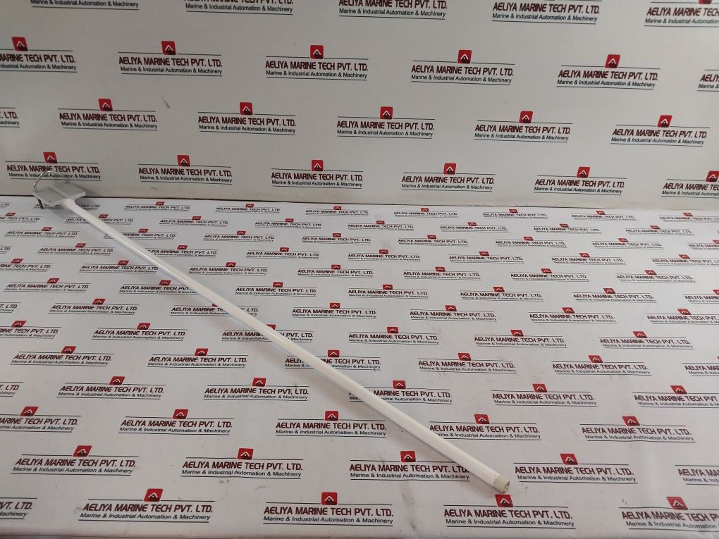 Comrod Av7M Antenna 144-165 Mhz – Aeliya Marine