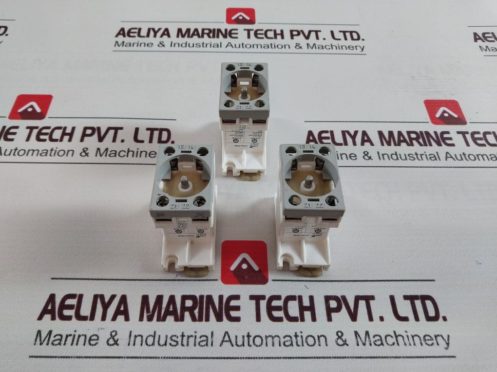 Cooper Crouse-hinds Ghg4171101R0001 Push Button Switch 240V 50/60Hz 16 ...