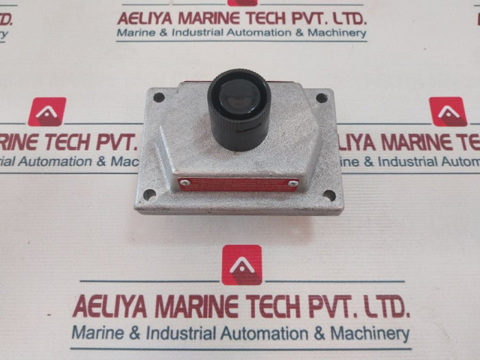 Cooper Model M01 Heavy Duty Switch W/Cover 600Vac – Aeliya Marine
