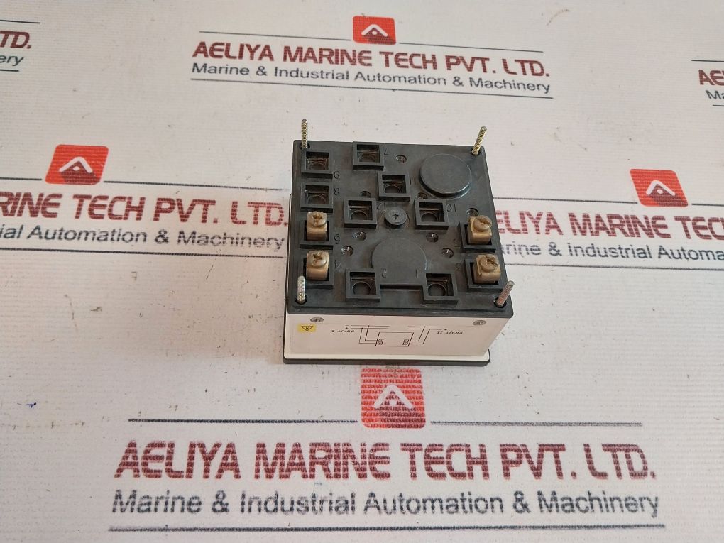 Crompton 244-41Dg-pman-an-4T-sq-br Dual Frequency Meter – Aeliya Marine