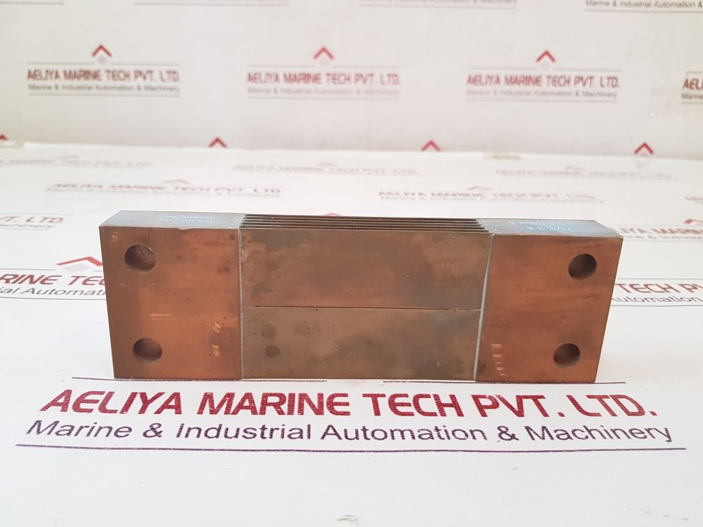 Crompton Fi 1000-100*(176-18) Busbar Mount Shunts – Aeliya Marine