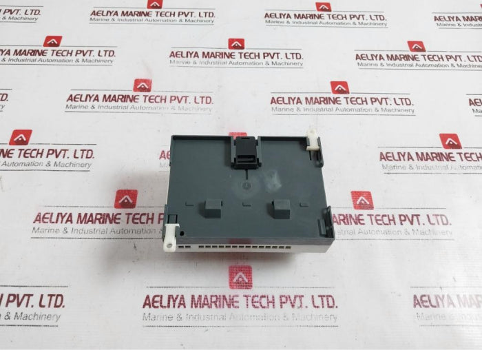 Crouzet Cd20 Millenium 3 Essential Logic Module 100â€“240Vac 10.7Va 88 ...