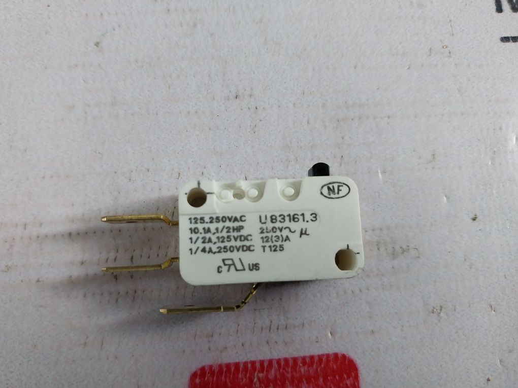 Crouzet U83161.3 Micro Limit Switch 250V/3A 1W – Aeliya Marine