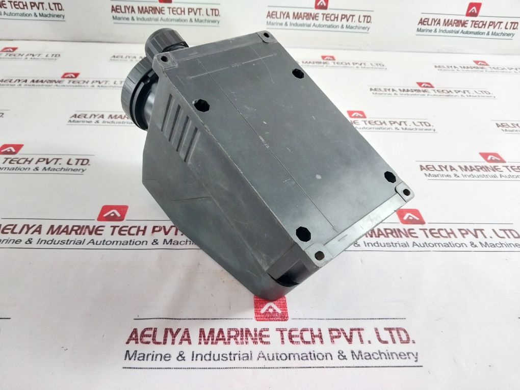 Cz Electric Cz0252 Explosion Proof Panel Mount Socket – Aeliya Marine