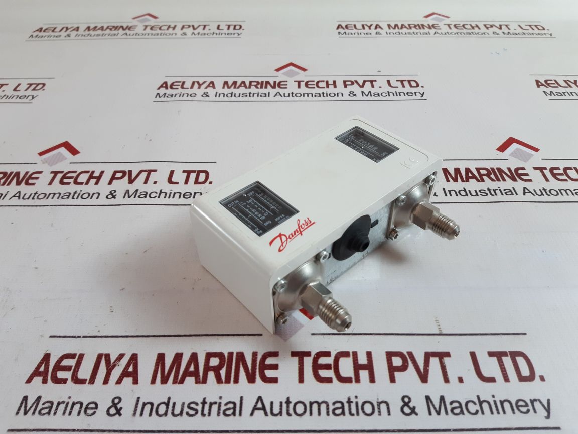 Danfoss Kp15 Pressure Switch 060-1154, 0.2-7.5 Bar, 510 Psig – Aeliya ...