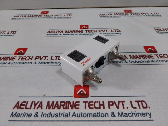 Danfoss Kp15 Pressure Switch 4 Bar – Aeliya Marine