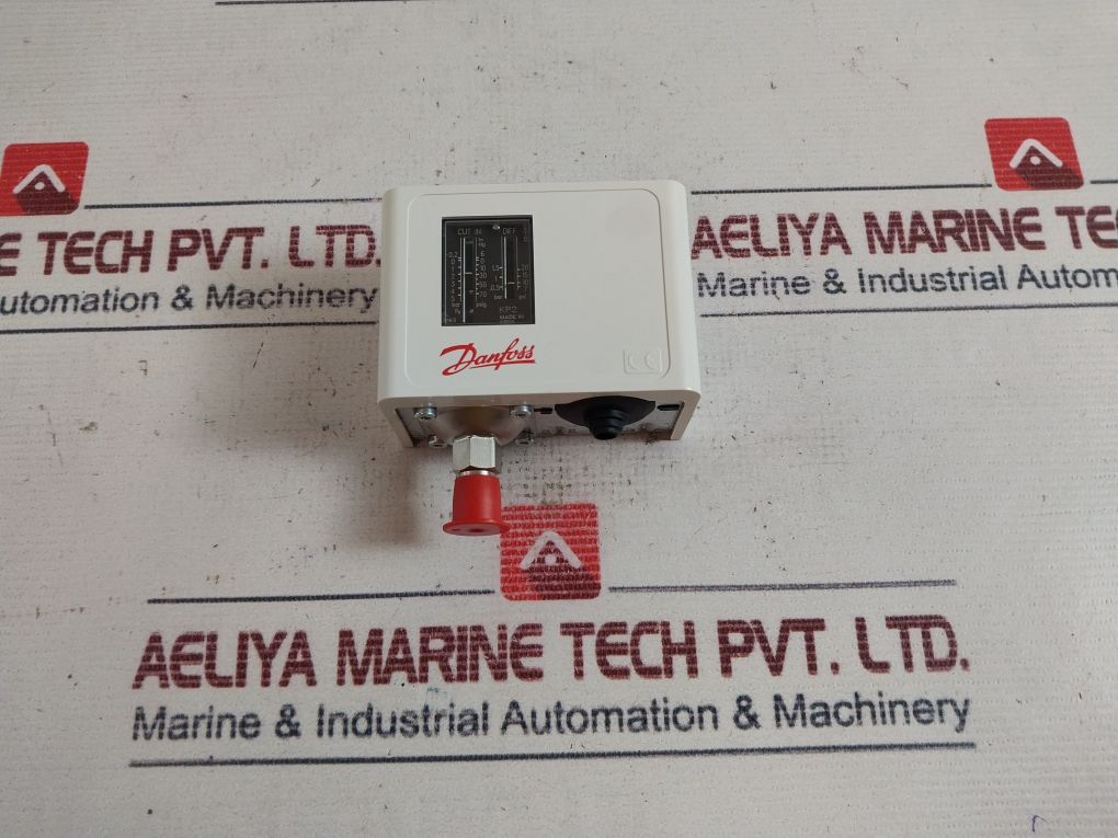 Danfoss Kp2 Pressure Switch 0.5-1.5 Bar 7-20 Psi – Aeliya Marine