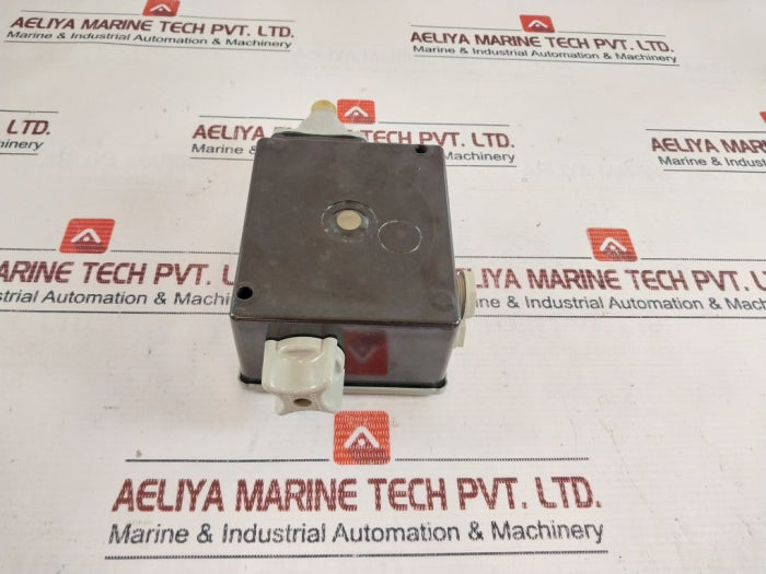 Danfoss Rt116 Pressure Control Switch 1-10 Bar – Aeliya Marine Tech Pvt ...