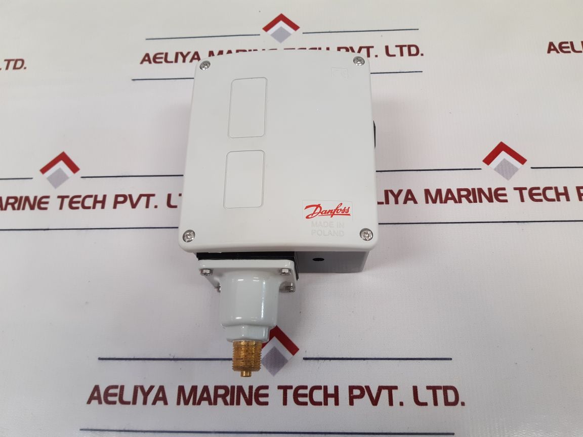 Danfoss Rt200 Pressure Switch 017-524066 – Aeliya Marine