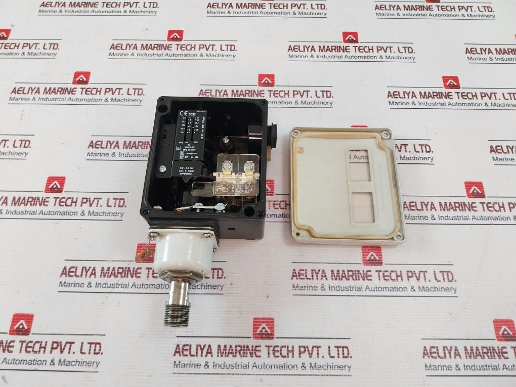 Danfoss Rt30Aw Pressure Switches Pb 22 Bar/ Mwp 319 Psig – Aeliya Marine