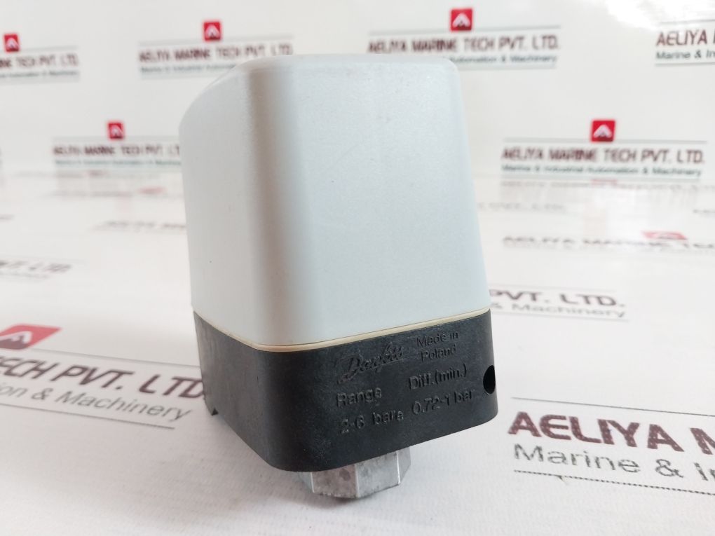 Danfoss Type Cs En60947-4-5 Pressure Switch 0.72-1 Bar – Aeliya Marine