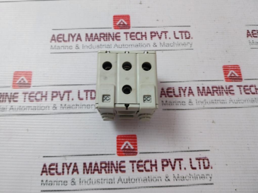 Deca Om57001 Terminal Blocks – Aeliya Marine