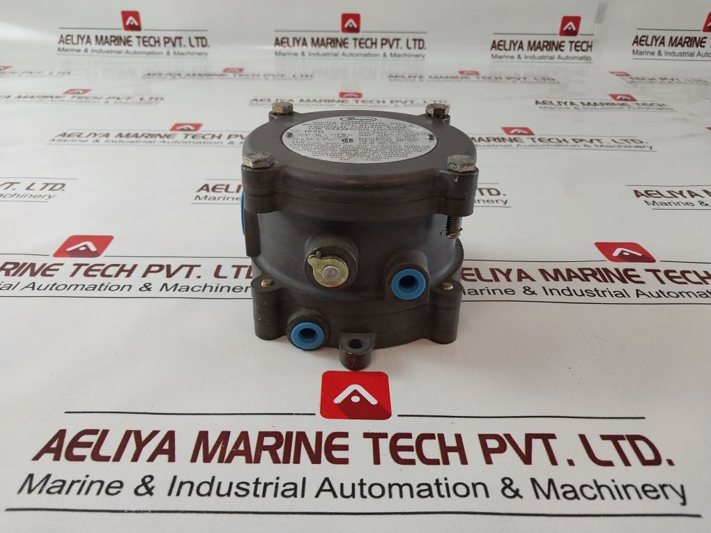 Dwyer 1950-1-2F Explosion Proof Pressure Switch – Aeliya Marine