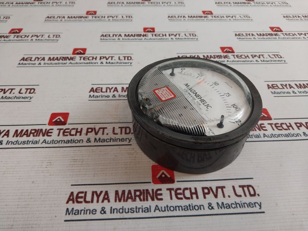 Dwyer Instruments 2000-125Pa C Magnehelic Differential Pressure Gauge ...