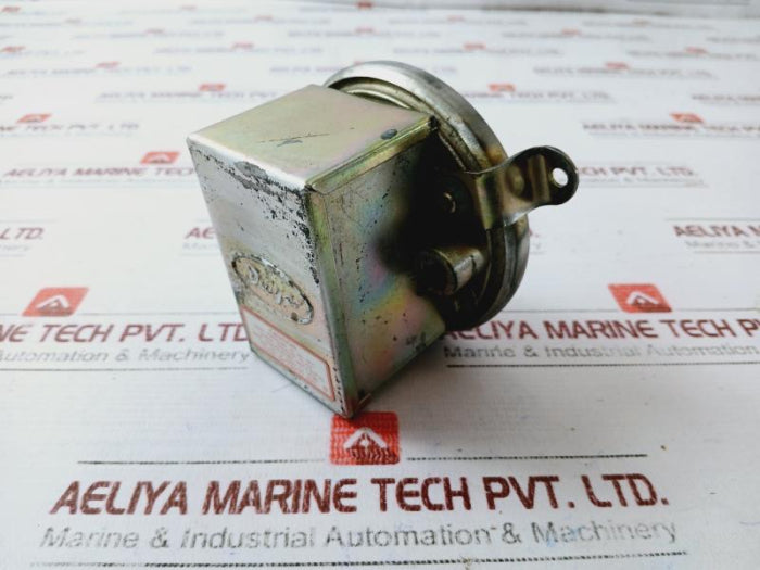 Dwyer Instruments 1910-0 Differential Pressure Switch 45 In. W. C ...