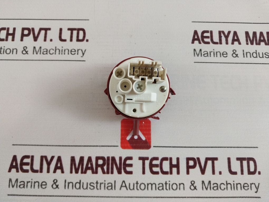 Elbi 4718861-01 Pressure Switch Type 760 – Aeliya Marine