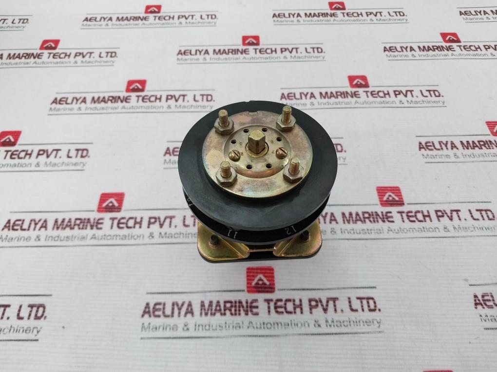 Electro Switch 24 Breaker Control – Aeliya Marine