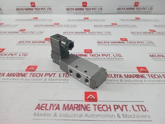 Emc Rv5221-08Q Pneumatic Solenoid Valve 0.15-0.8Mpa Dc24V – Aeliya Marine