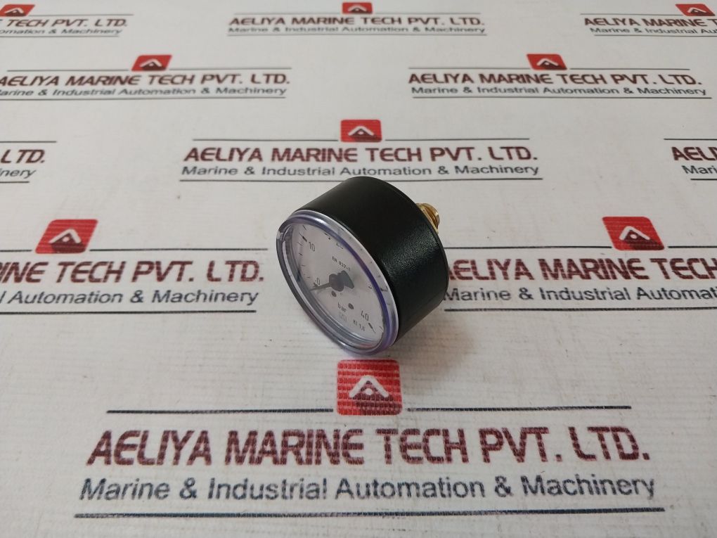 En 837-1 Kl 1,6 Pressure Gauge 0-40 Bar – Aeliya Marine