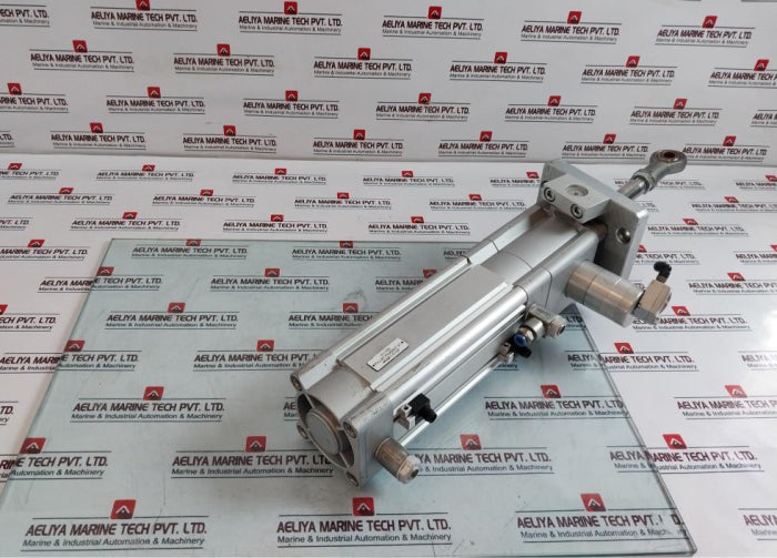 Festo Dsbc-80-160-cd3-ppsa Rod End Bearing Pneumatic Cylinder Vbqf-u-g ...