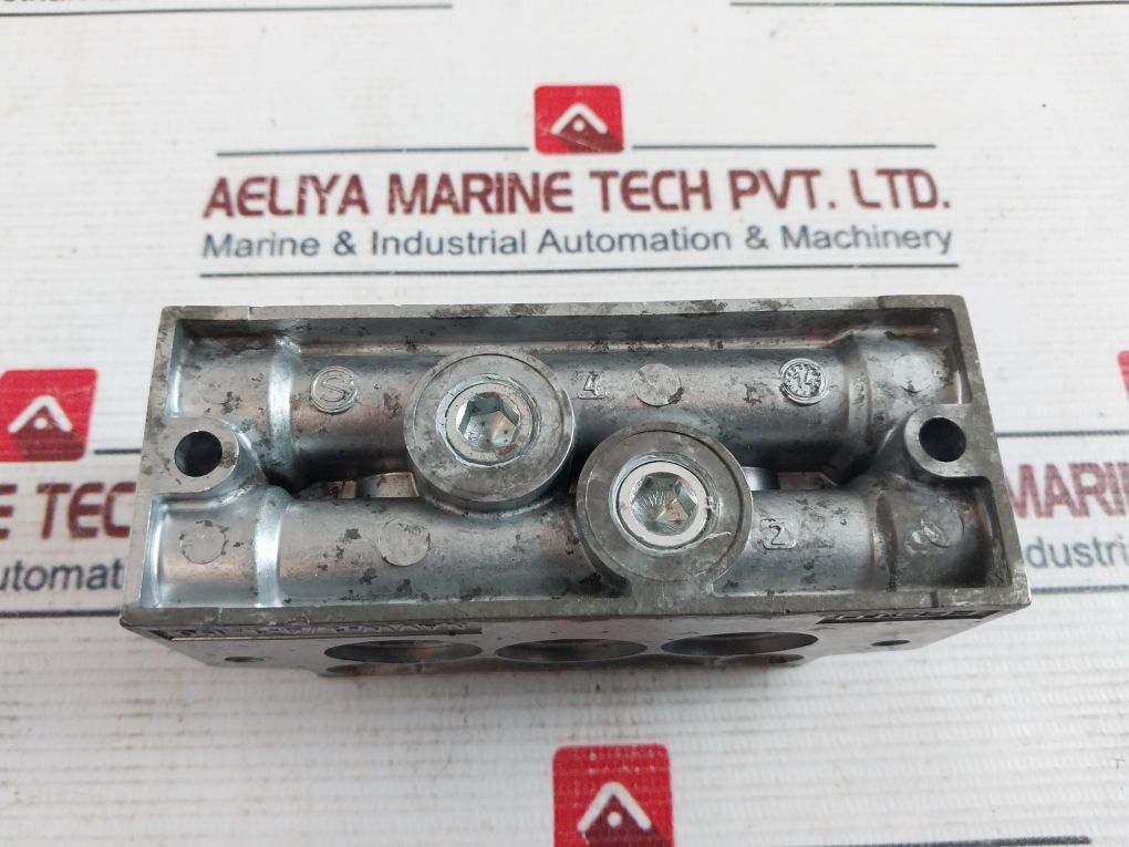 Festo Navw-1/4-1-iso Manifold Valve Sub-base – Aeliya Marine