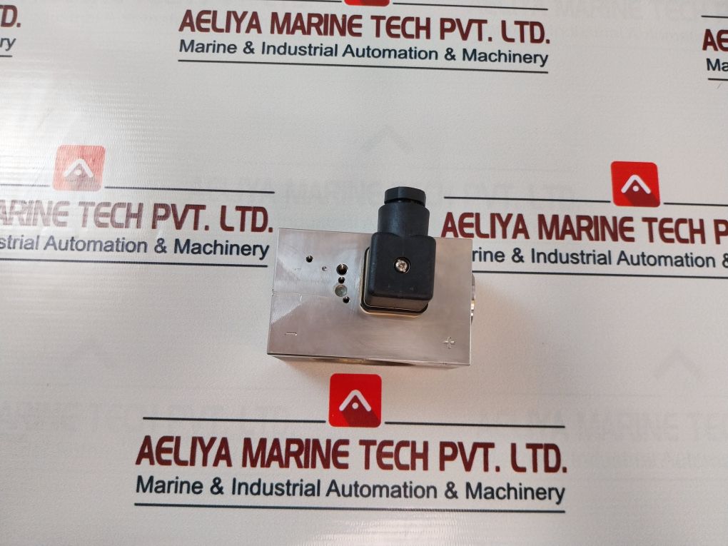 Ffs 1.4435 Differential Pressure Indicator – Aeliya Marine