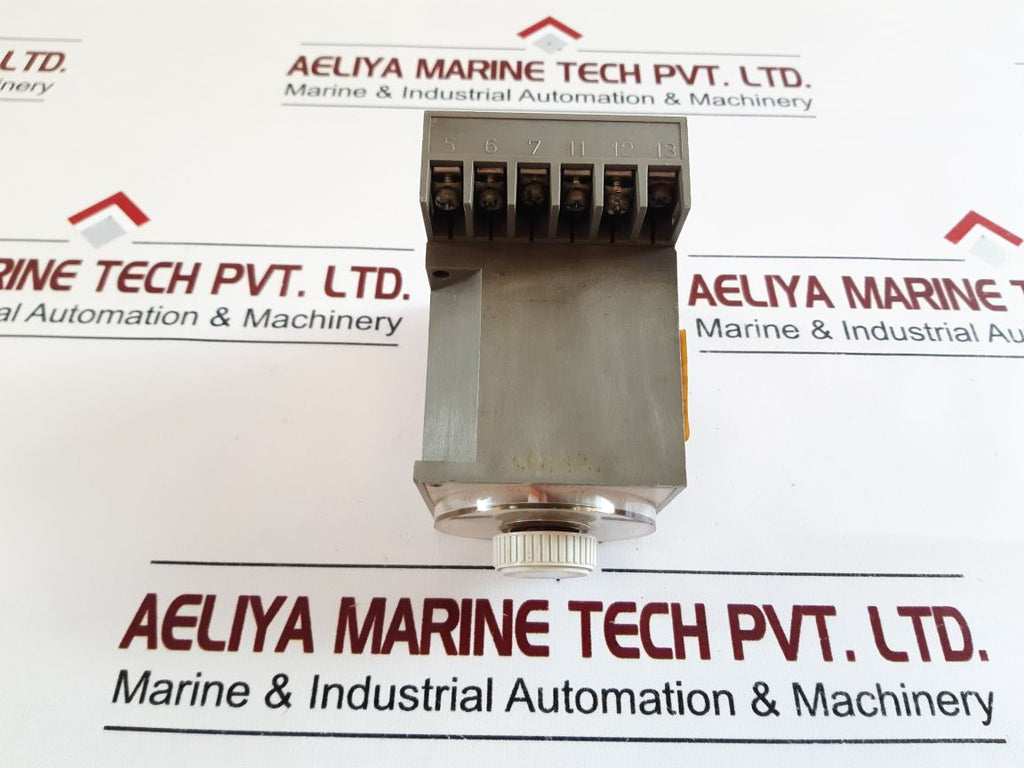Fiber P12.4.26.09 Timer With Base – Aeliya Marine