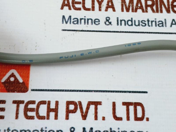 Fuji E.W.C 0.5 Cable 5 Meter Interior Canopy Light Switch – Aeliya Marine