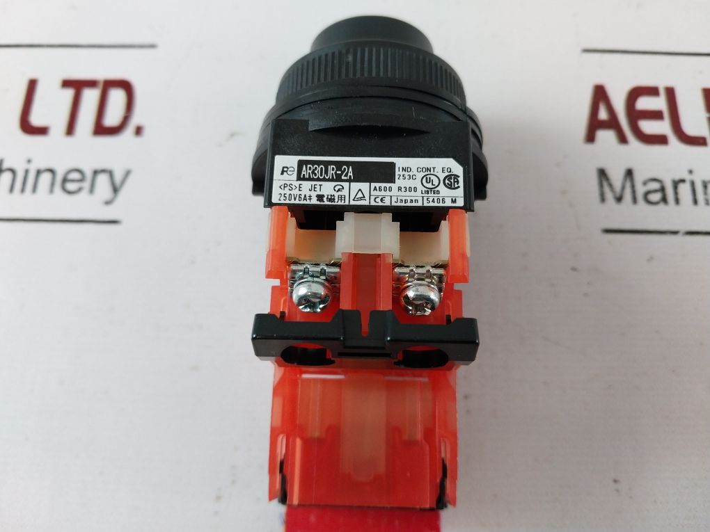 Fuji Electric Ar30Jr-2A Selector Switch – Aeliya Marine