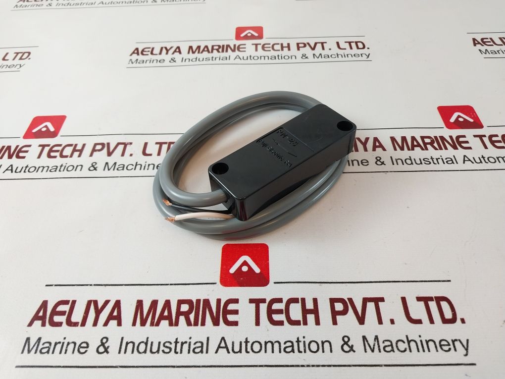 Fuji Electric Pm-2S Magnetic Proximity Switch – Aeliya Marine