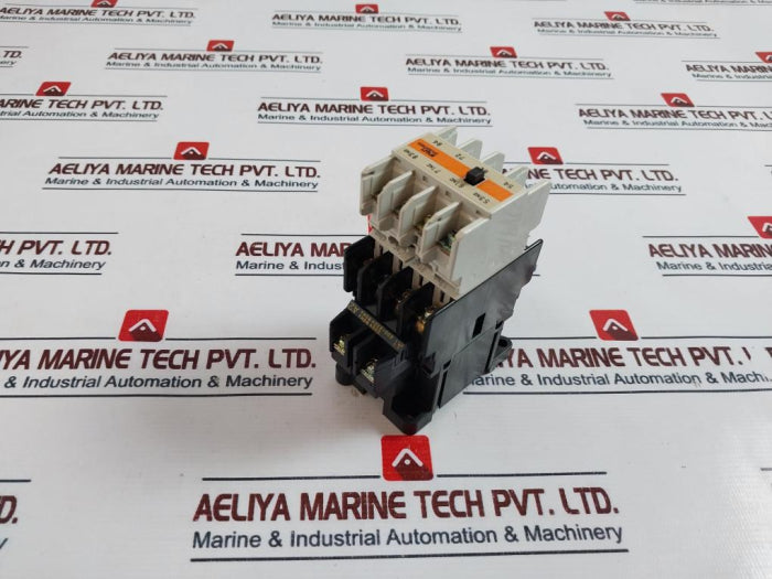 Fuji Electric Sh04Aa Relay With F07666034G Auxiliary Contact Block 200 ...