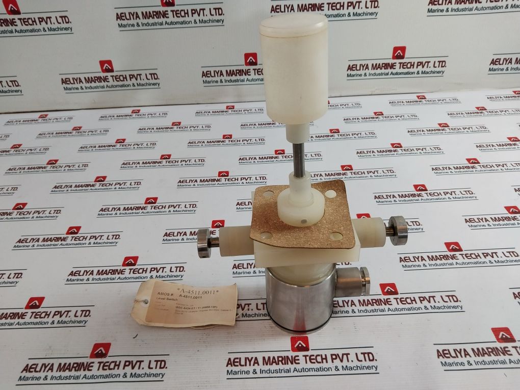 Han-il Hwm-13P Level Switch – Aeliya Marine