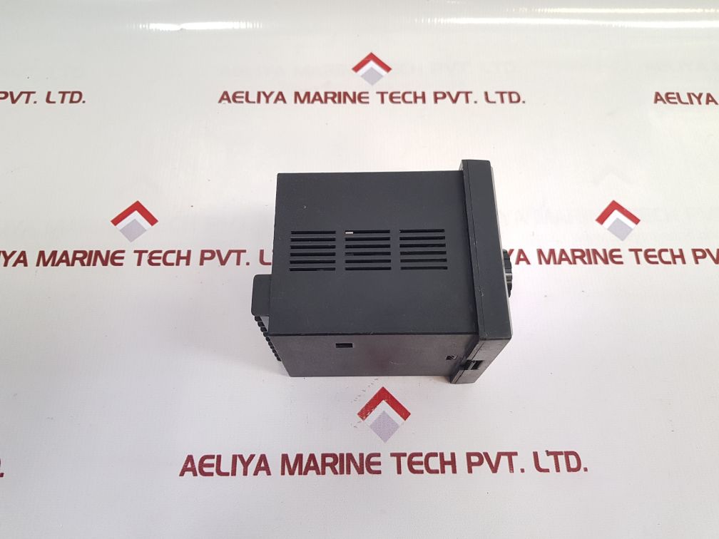 Han Young HY-2000 Temperature Controller – 0-200°C, 50Hz – Aeliya Marine